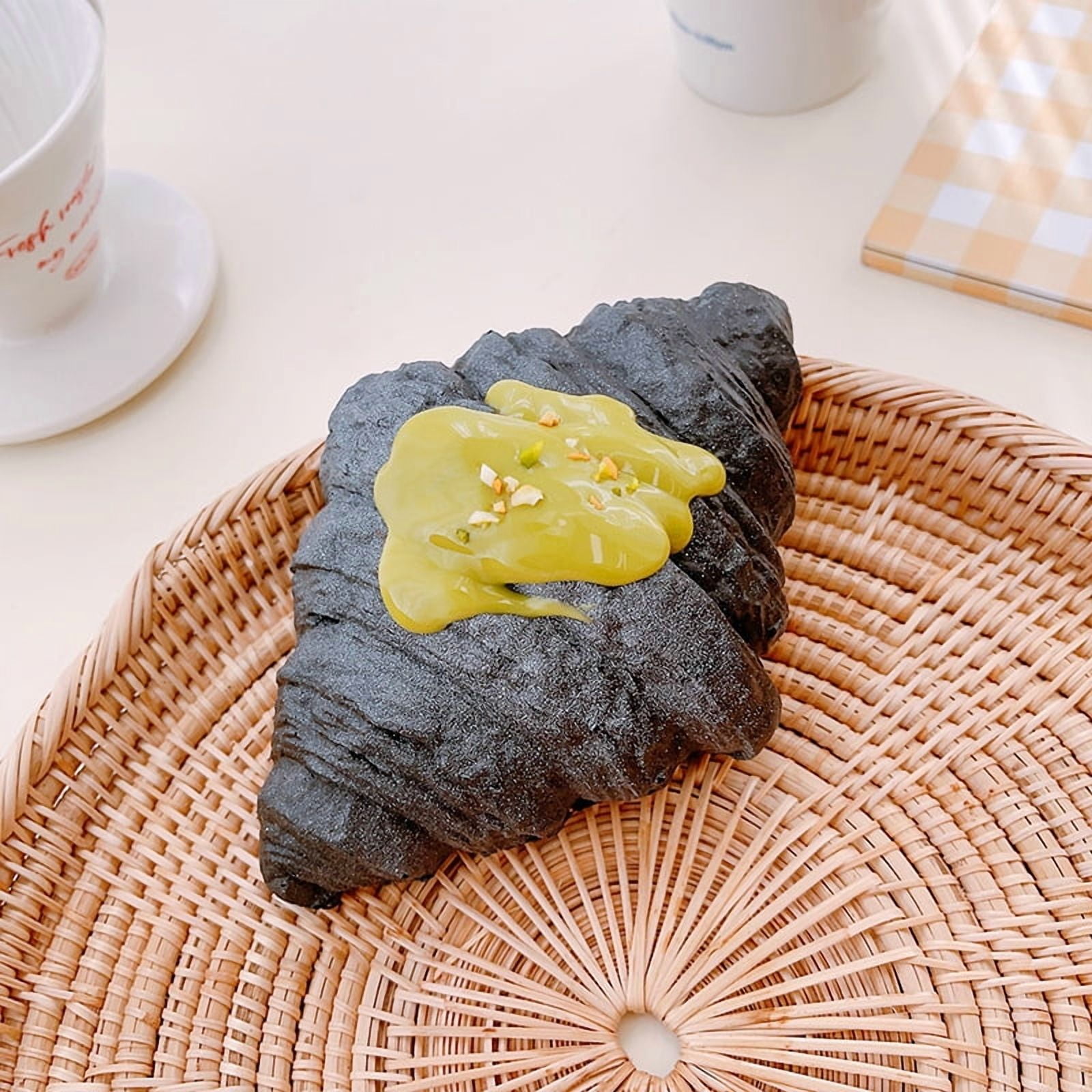 Zhuge Delightful Croissant Bread Squishies, Scented Slow Rising Fidget ...
