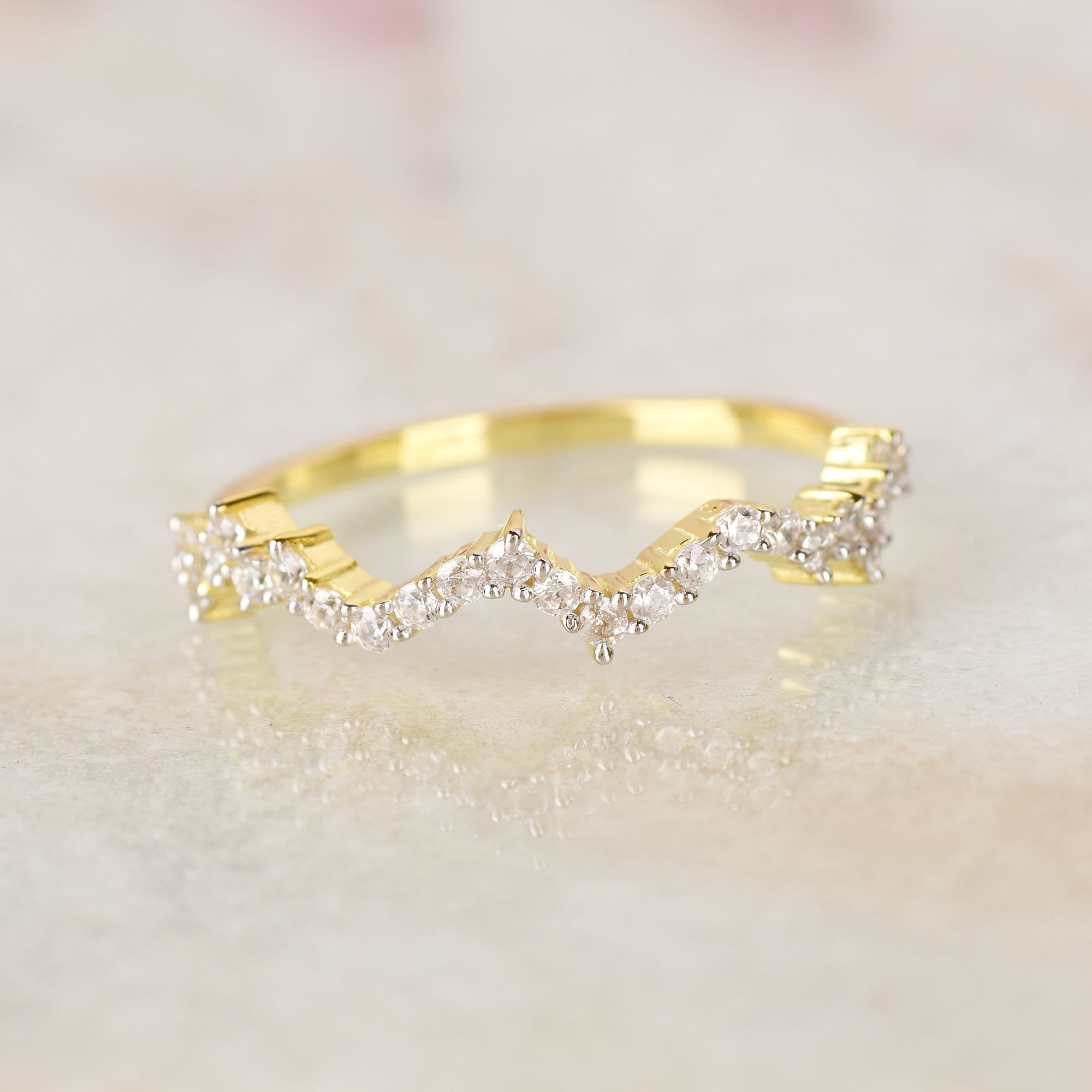 Zig Zag Ring, CZ Zig Zag Geometric One Band Ring, Heart Rhythm Ring ...