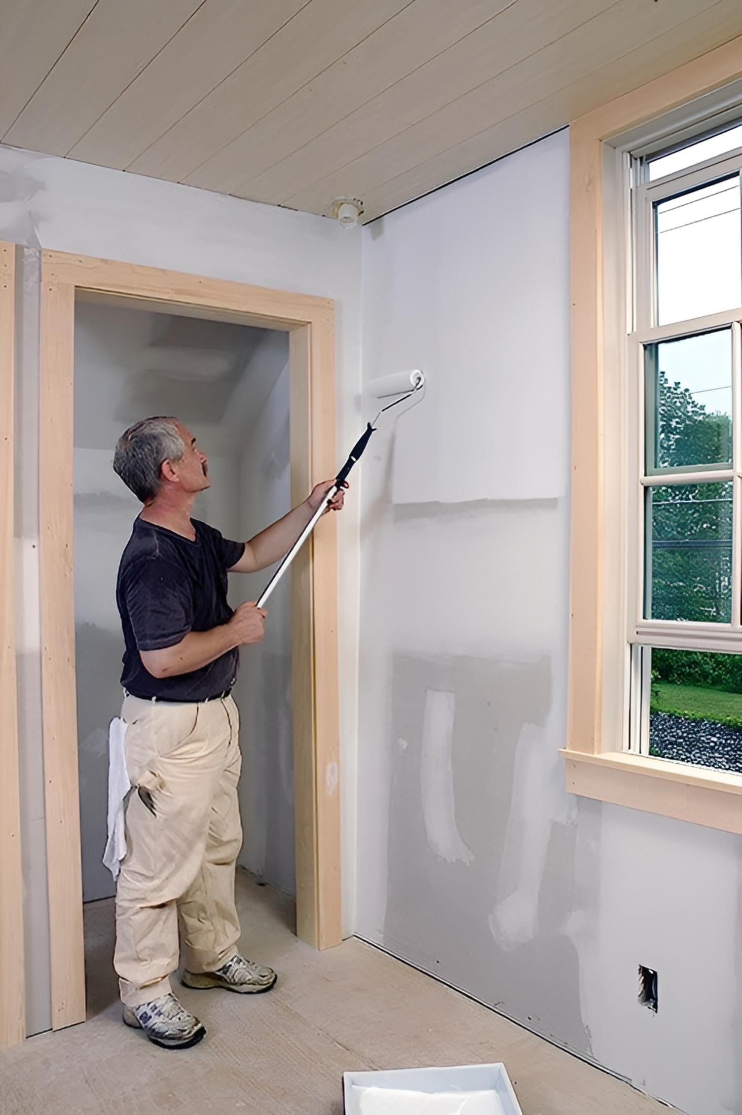 Zinsser Primer Perma-White Mold & Mildew-Proof Interior Ceiling Paint ...