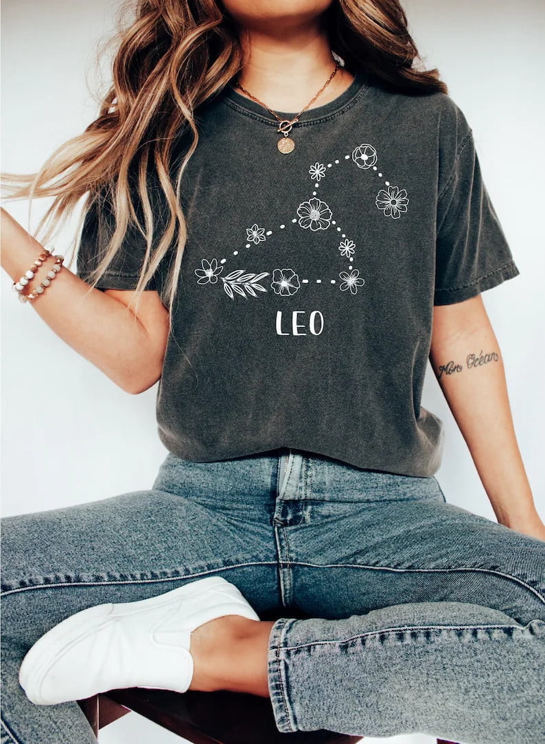 Zodiac Wildflower Astrology Star Sign T-Shirt - Walmart.com