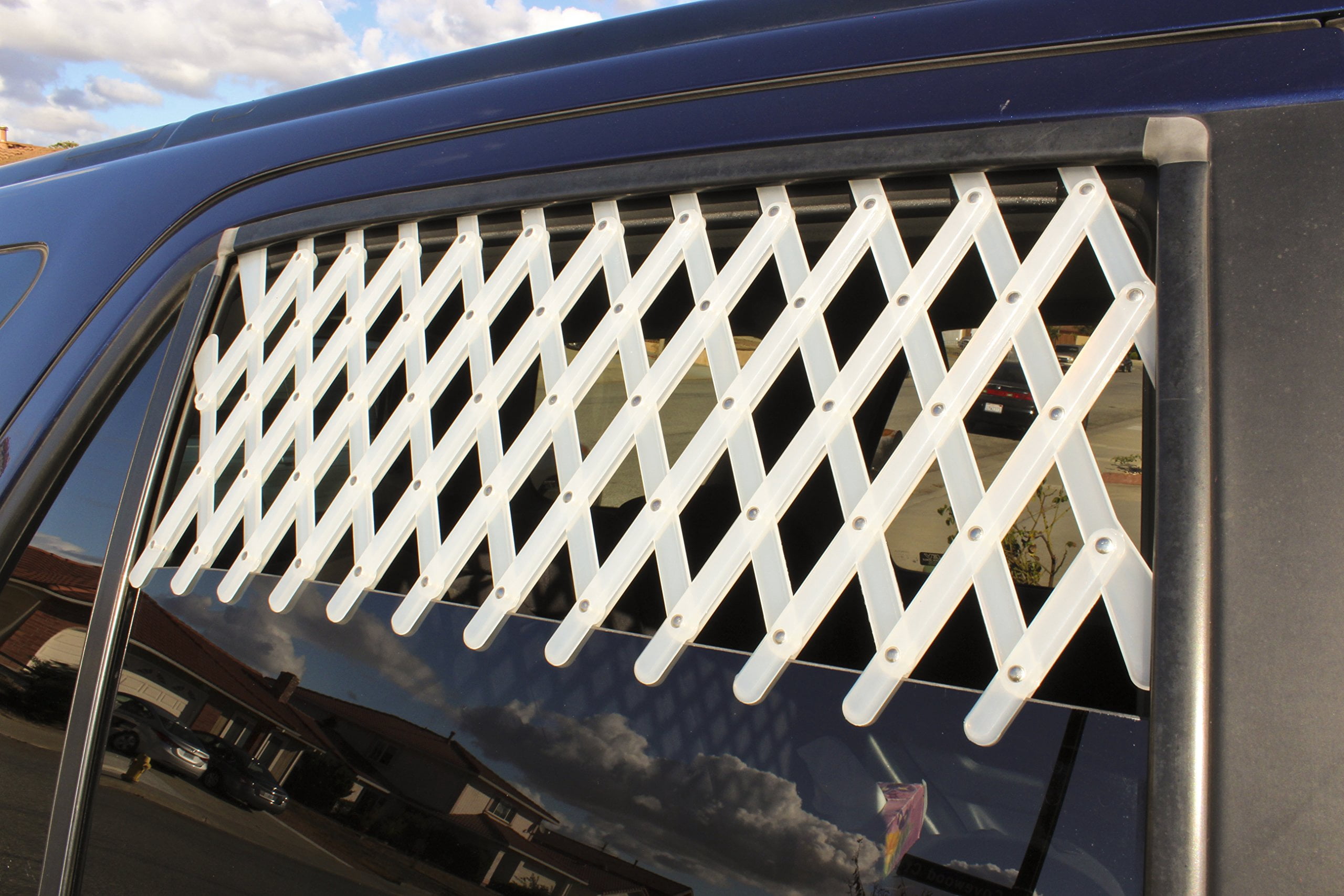 Zoie + Chloe Extra Large Car & Truck Window Pet Gate - Walmart.com