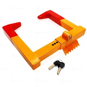 The Club Pedal-to-Wheel Lock, Vehicle Anti-Theft Device, Red, Fits Most ...