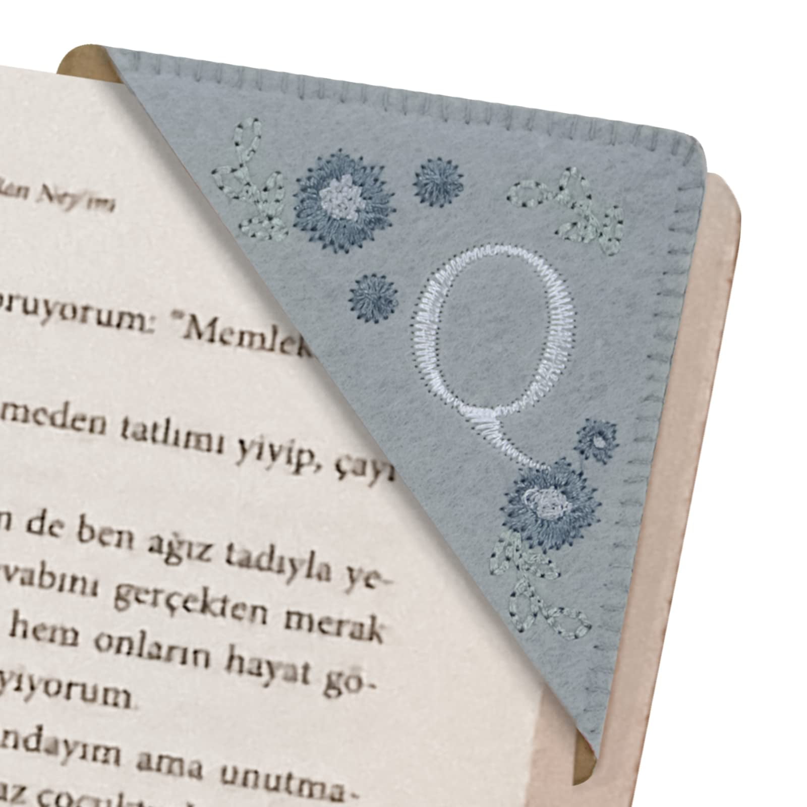 Zuihug Embroidered Corner Bookmark - DIY Custom Bookmarks with 26 ...