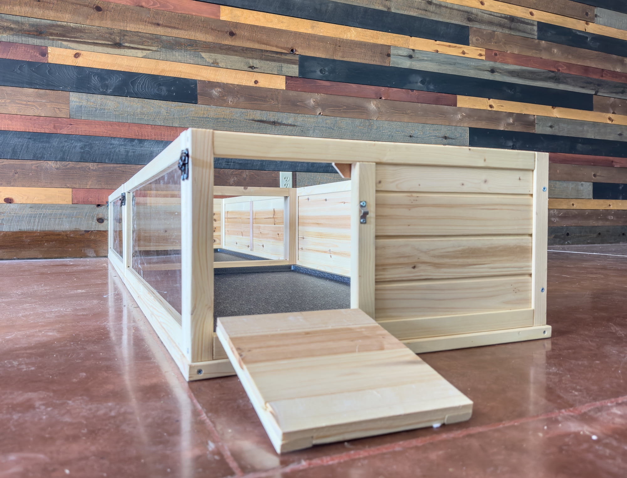 Zylina XL Natural Wood Healthy Habitat for Guinea Pigs with Easy ...