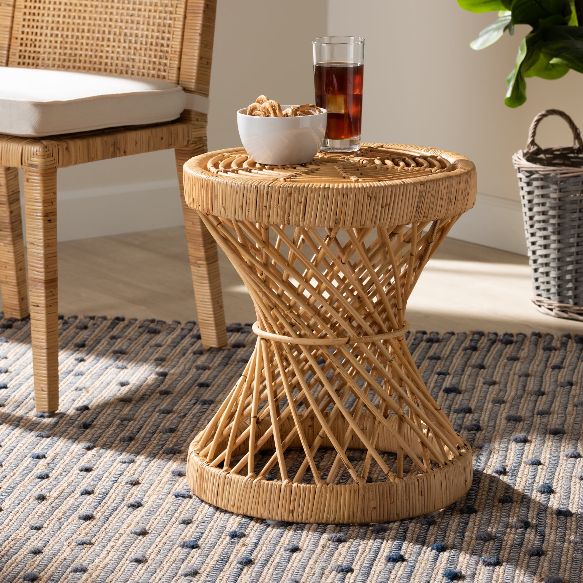 bali & pari Seville Rattan BOHO End Table, Natural - Walmart.com