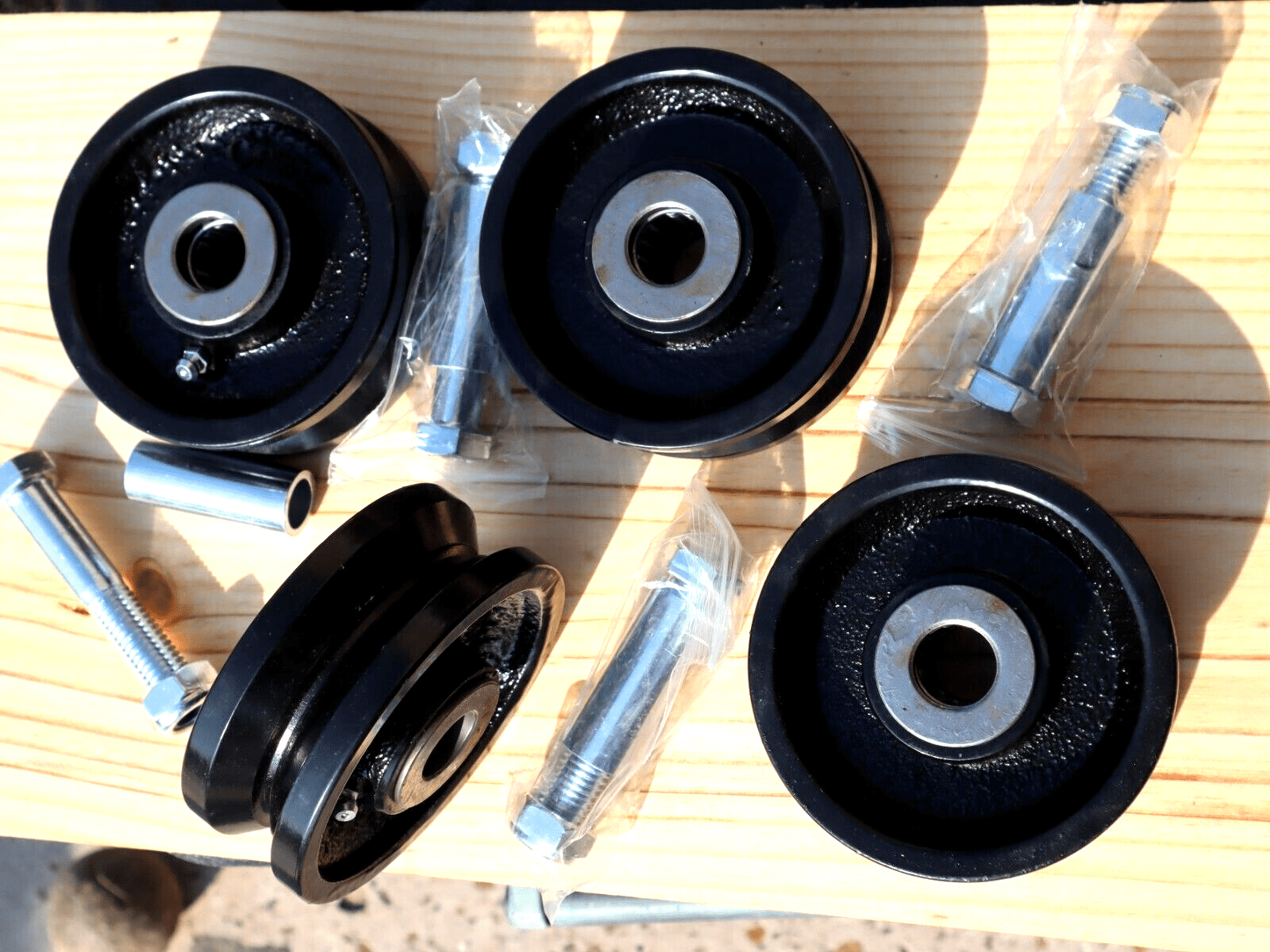 band sawmill Carriage cast iron caster wheels carriage rollers ...