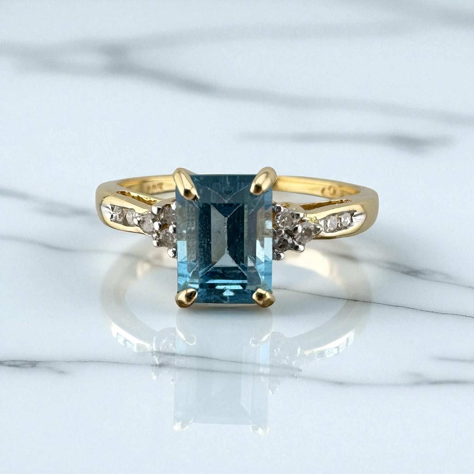 beryl_creation 2.00 Ctw Emerald Cut Topaz & Diamond Wedding Anniversary ...