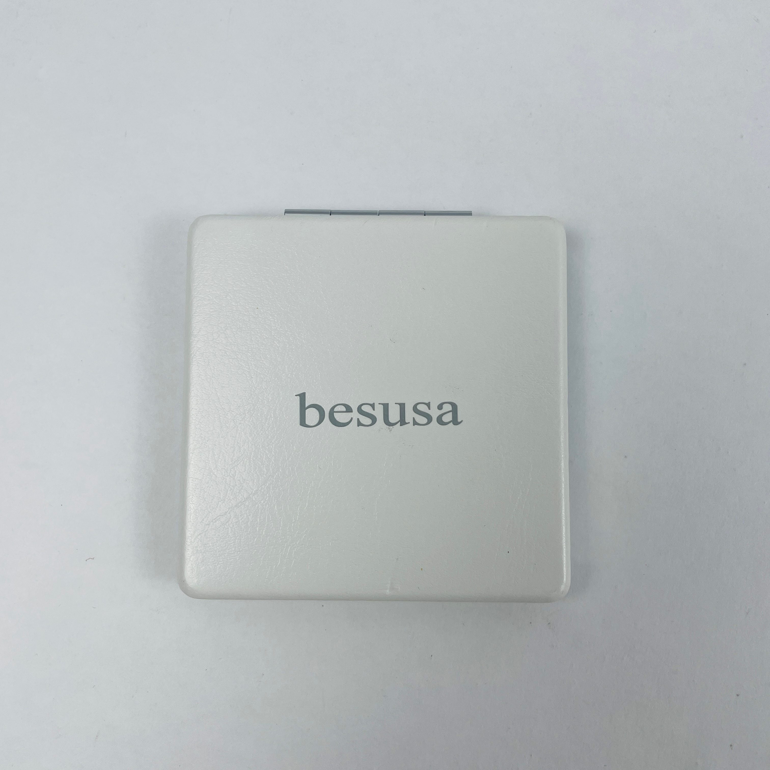 besusa Personal Compact Mirror, Portable Folding Mirror, Makeup Mirrors ...