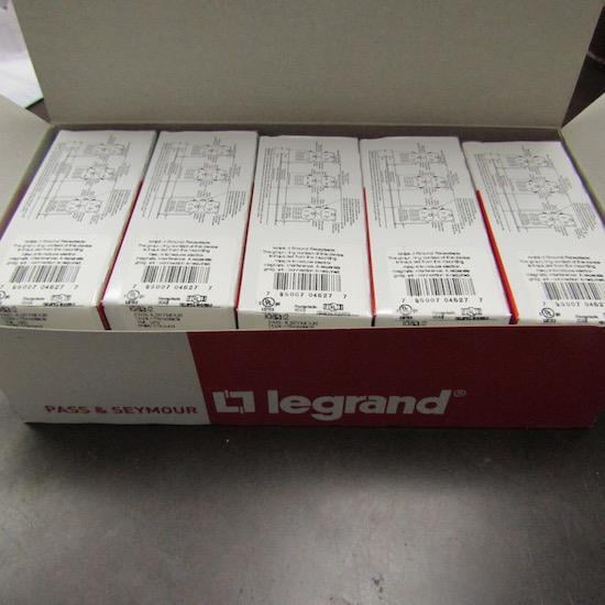 box OF 10 Legrand IG5262 HOSPITAL GRADE Duplex RECEPTACLES,15A, 125V ...