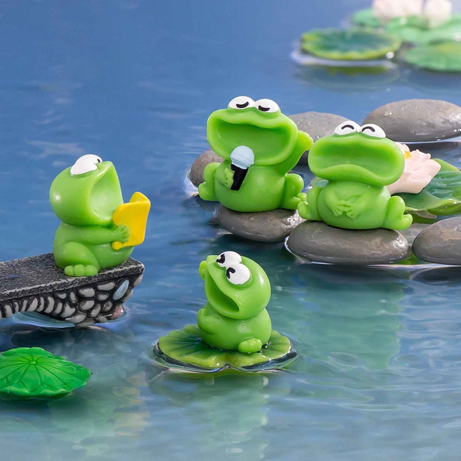 dianhelloya Durable Resin Frog Figurines Set - Miniature Cute Animal ...