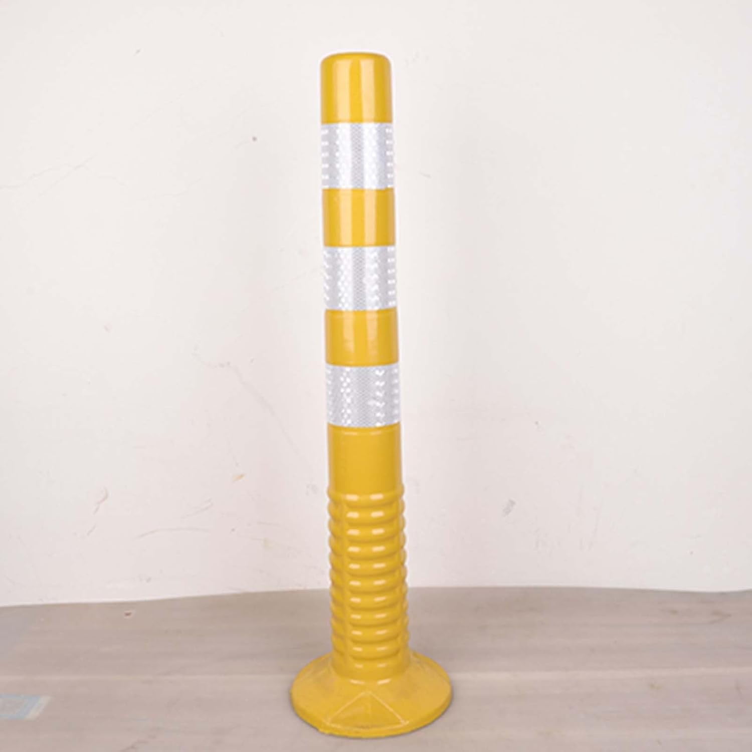 driveway bollards parking post Flexible Plastic Safety Bollard Post ...