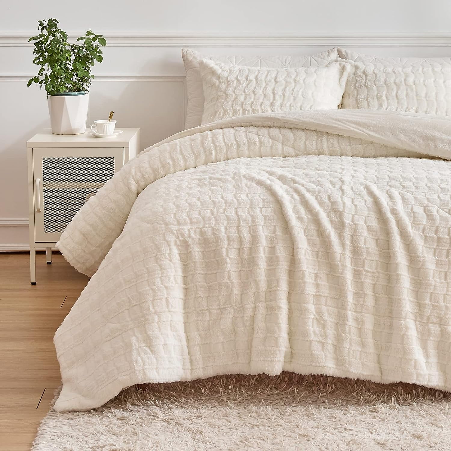 dxynlzq Faux Rabbit Fur Comforter Set Ultra Soft Fluffy Bedding ...