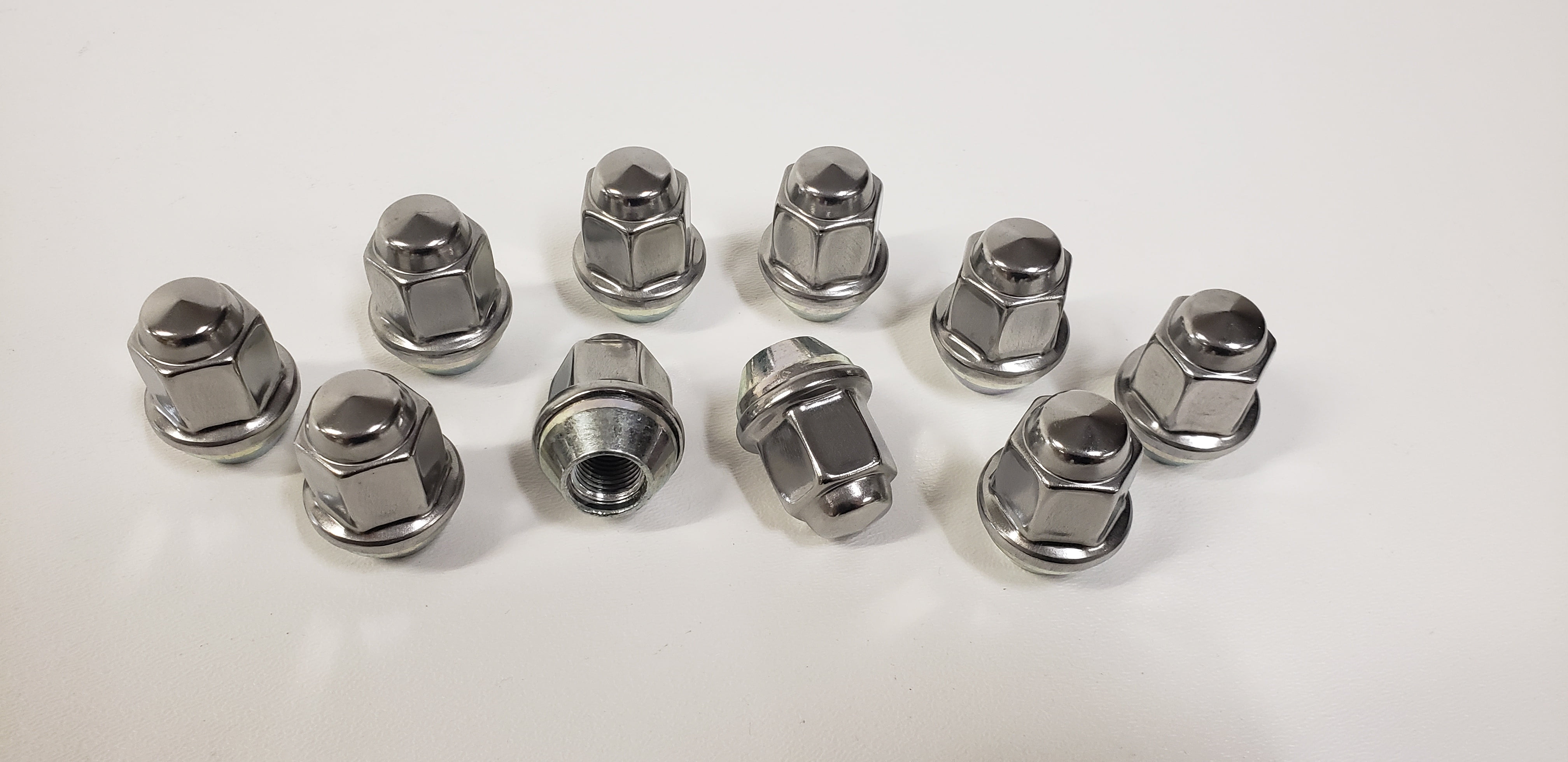 MINI 2PC STEEL LUG NUTS 4PC 3/8x24