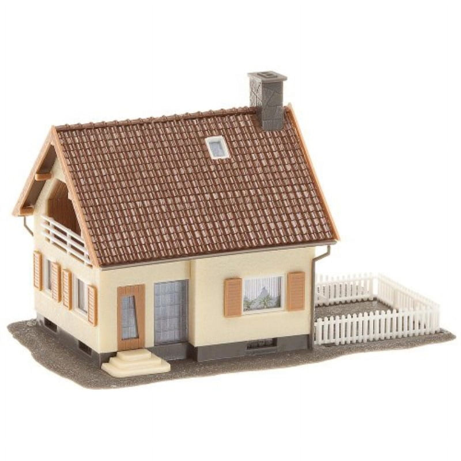 FALLER 130205 Stucco House Building Kit, HO Scale, 1.5-Story, Dioramas ...