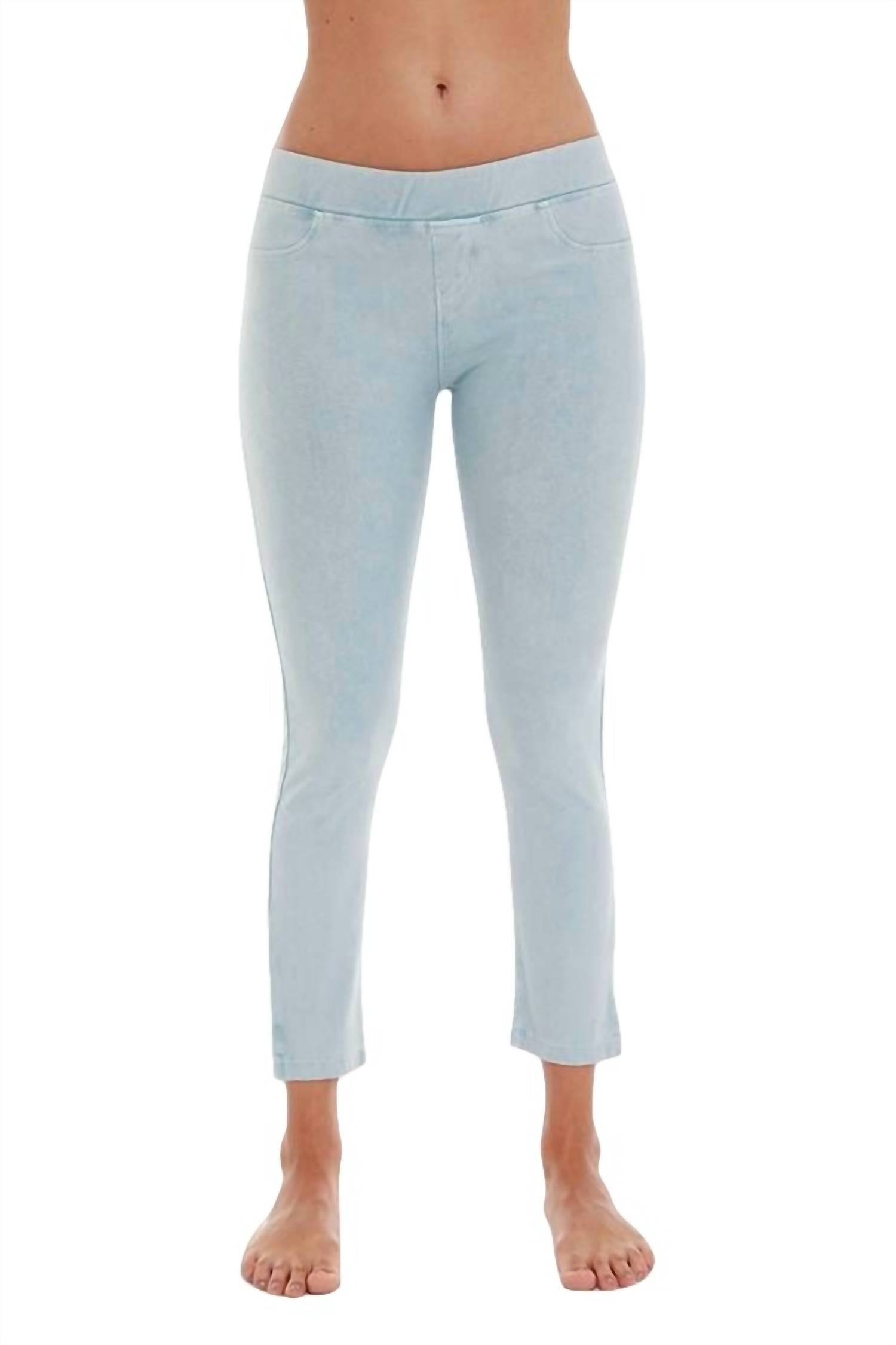 french kyss Low Rise Capri - Walmart.com