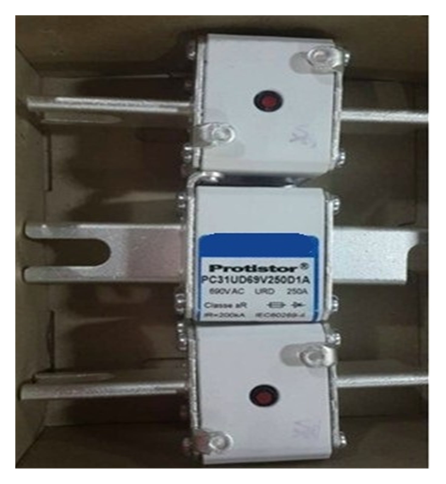 fuse Fuses: PC31UD69V160D1A N300323 / PC31UD69V200D1A H300019 ...