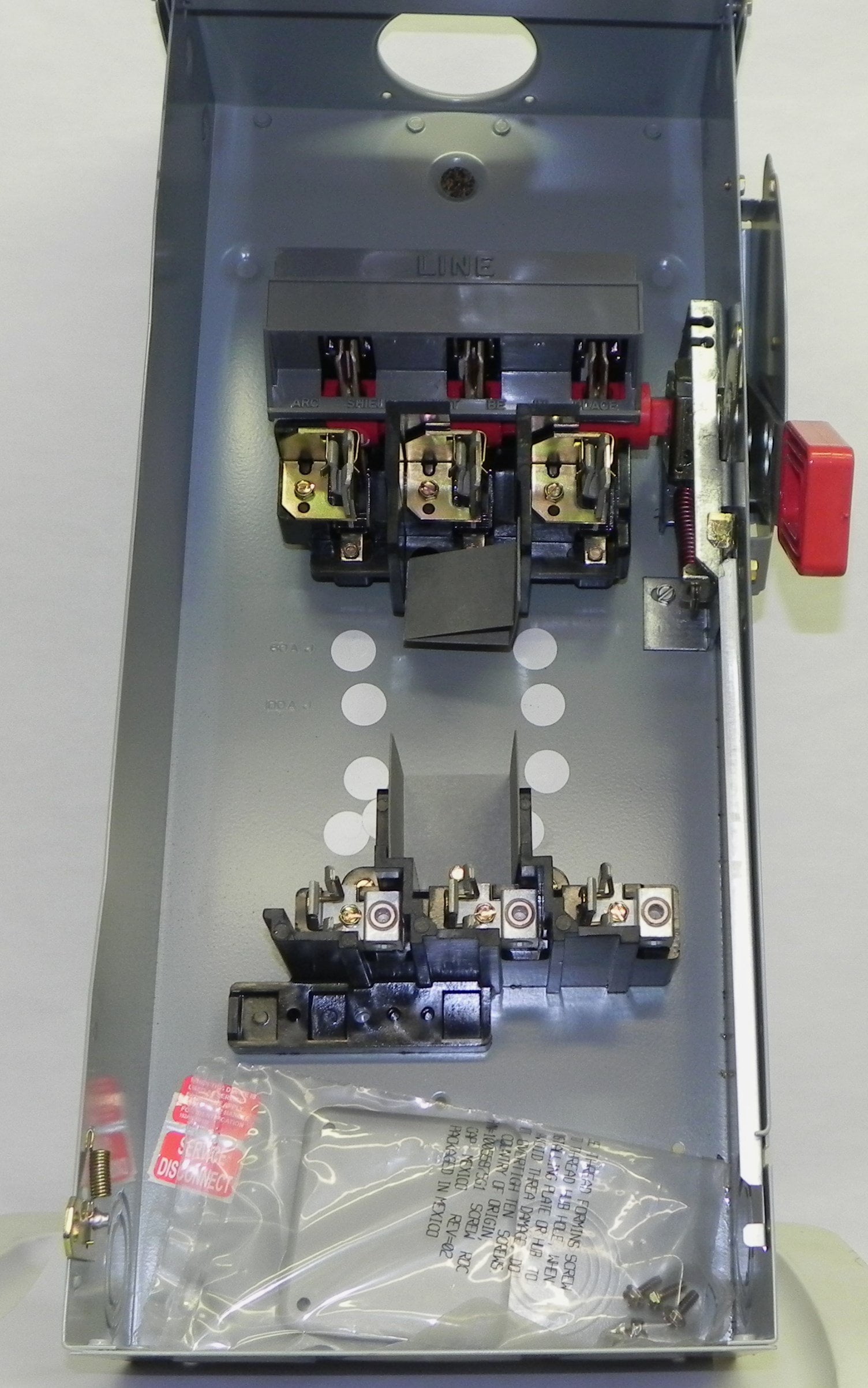 GE TH3363R 3 Wire 3 Pole Fusible Type TH Heavy-Duty Safety Switch 600 ...