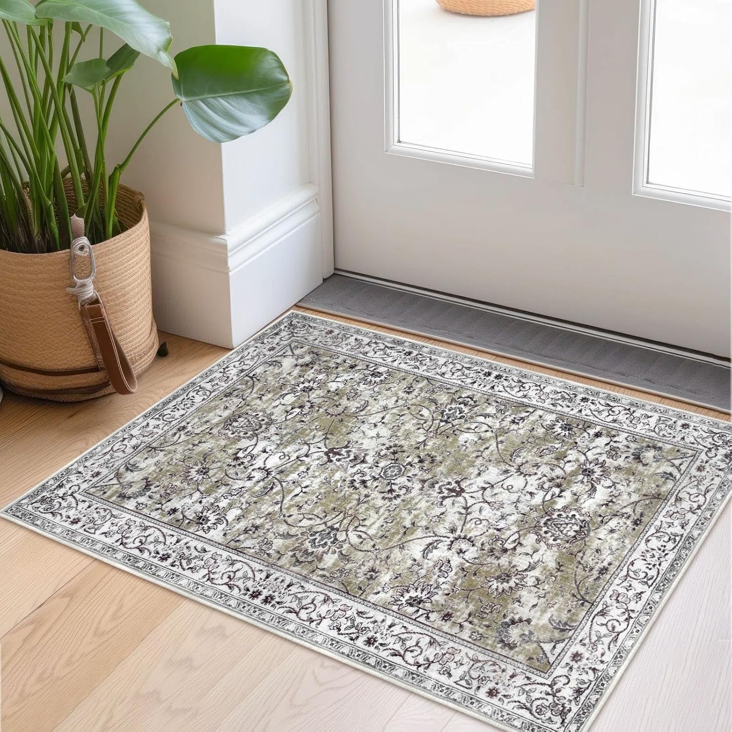 iOhouze Entryway Rugs 2x3 Small Area Rugs Vintage Floral Accent Rug ...