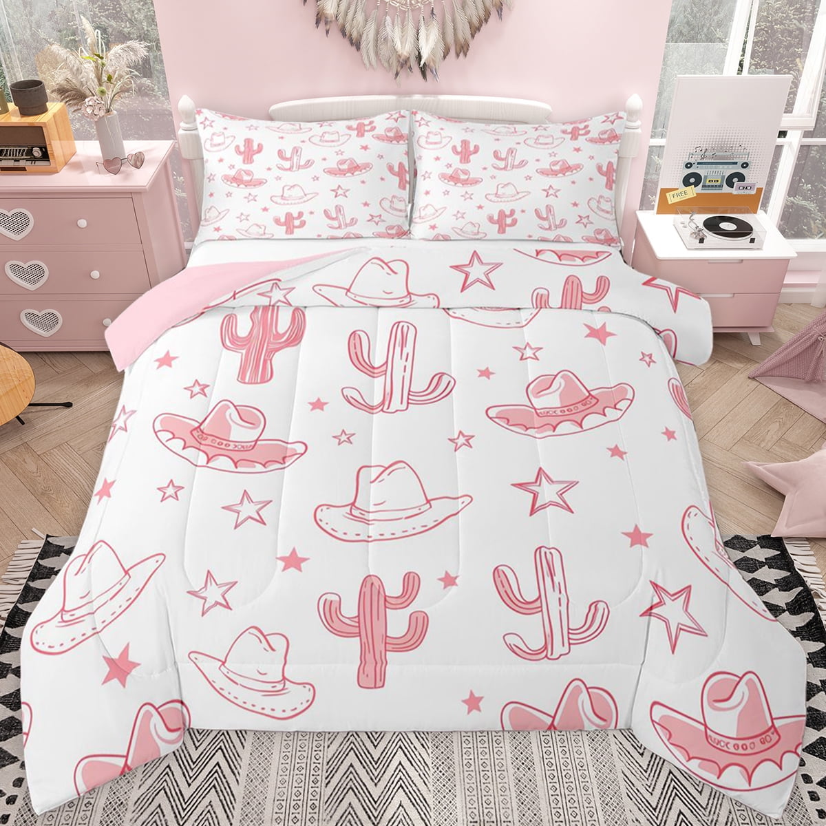 jejeloiu Pink Cowgirls Hats Queen Comforter Set,Desert Botanical Cactus ...