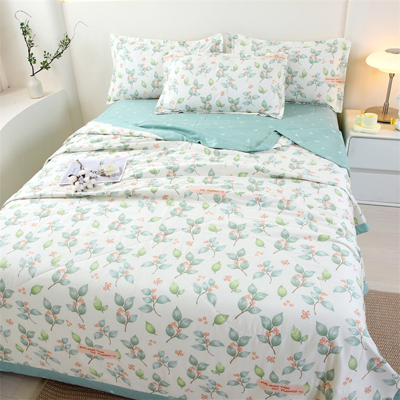 kladzum Summer Quilt Lightweight Cooling Comforter for Hot Sleepers Soft Cooling Blanket for ...