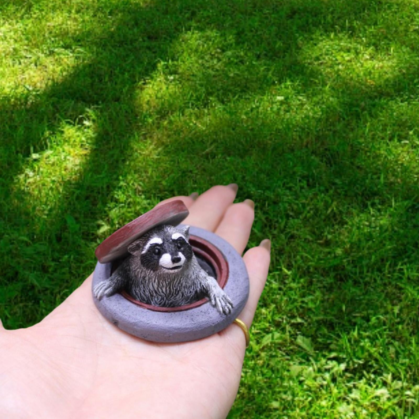 koolsoo Cute Raccoon Statue Desktop Ornament Lifelike Resin Sculpture ...