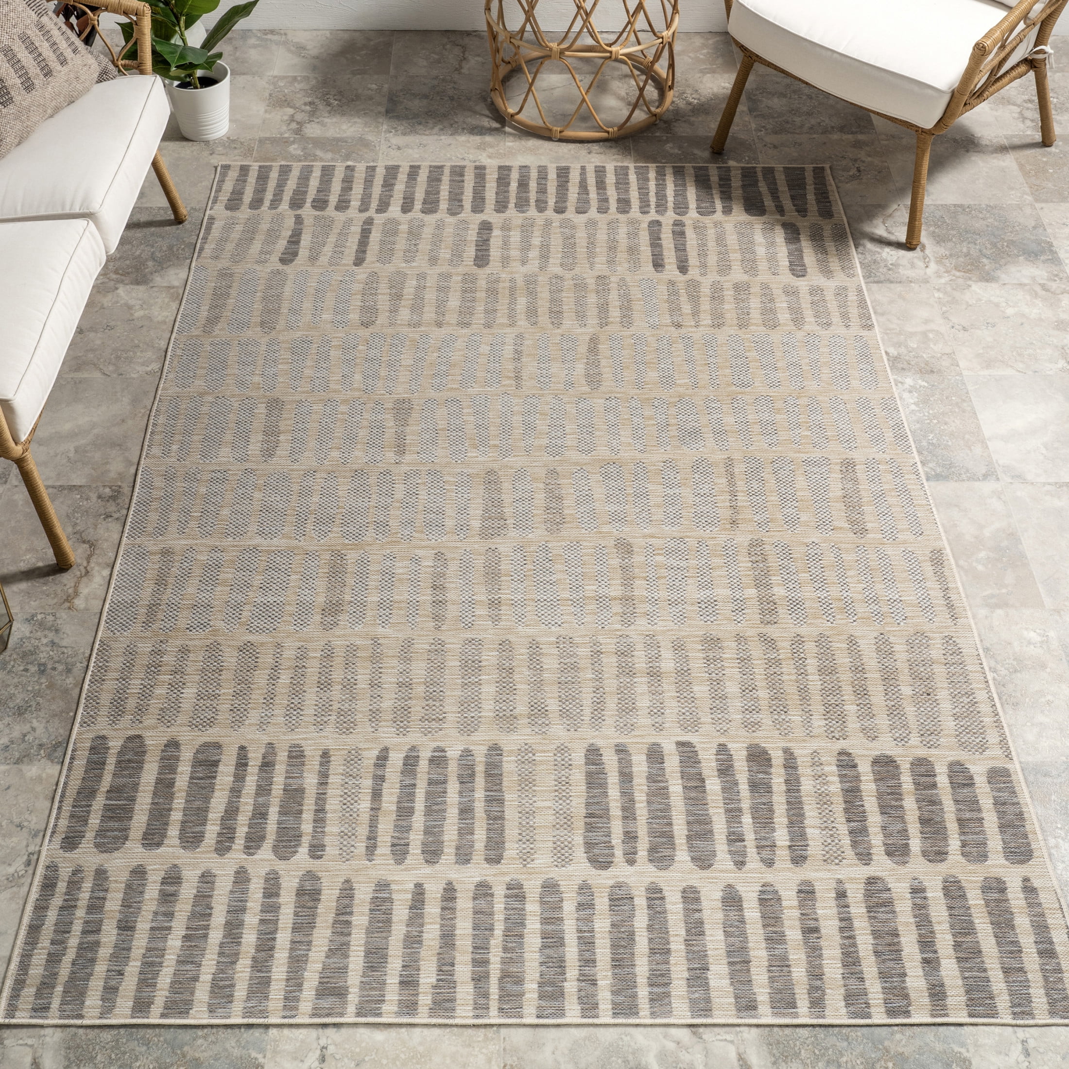 nuLOOM Briseis Geometric Indoor/Outdoor Area Rug, 5' 3" x 7' 7 ...