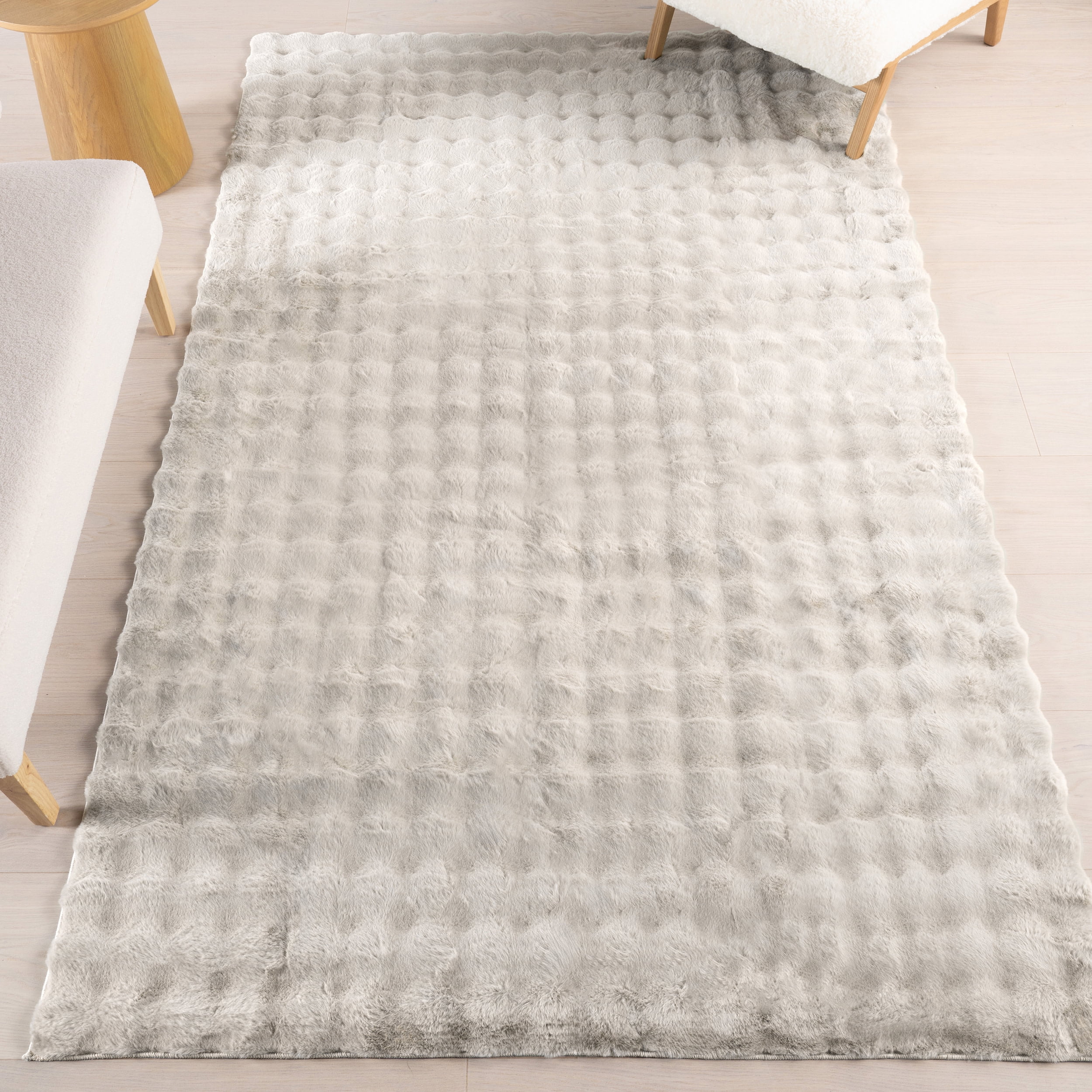 nuLOOM Jeni Solid Faux Rabbit Machine Washable Area Rug, 2' 6" x 8 ...