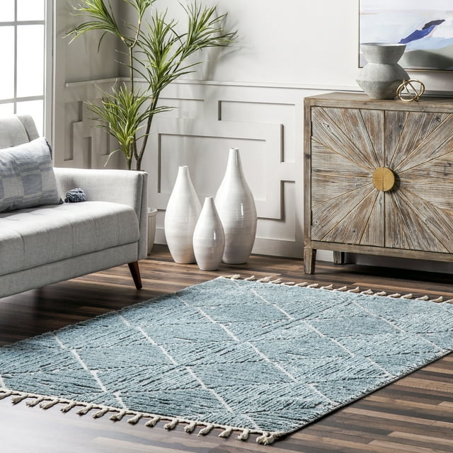 nuLOOM Kerry Textured Geometric Tasseled Area Rug, 5' 3" x 7' 6", Light ...