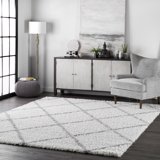 nuLOOM Tess Moroccan Shag Area Rug, 5' 3" x 7' 6", White - Walmart.com