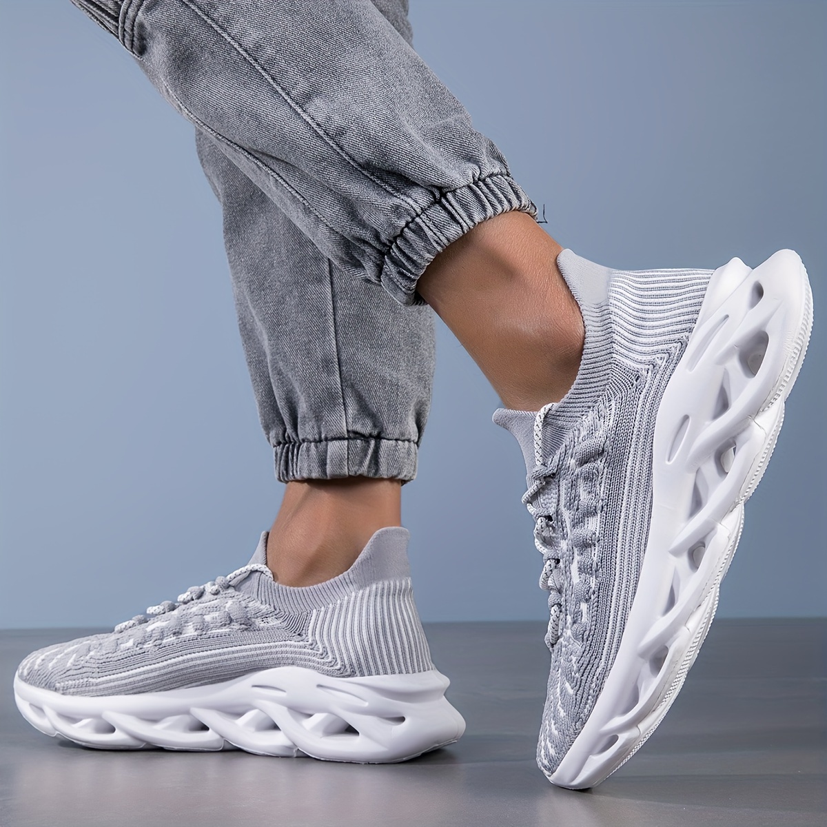 oiky Men‘s Trendy Blade Type Shoes Shock Absorption Comfy Slip On ...