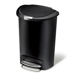 Locking Garbage Cans for Home Waste Management in Various Sizes