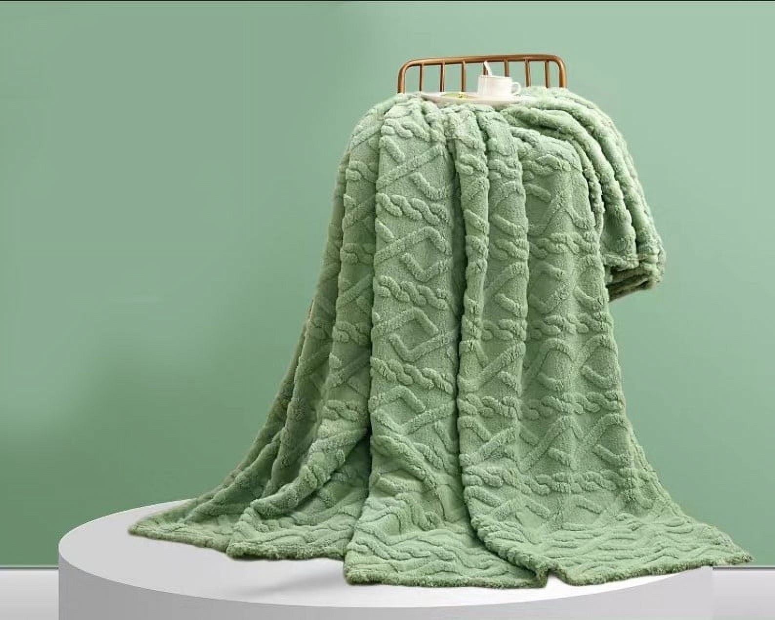 syligr Flannel Bath Blanket 32x40 Inch - Super Absorbent Plush Towel ...