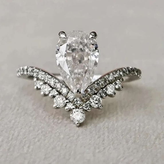 vylahjewellery Pear Cut Moissanite Diamond Engagement Ring 10K White ...