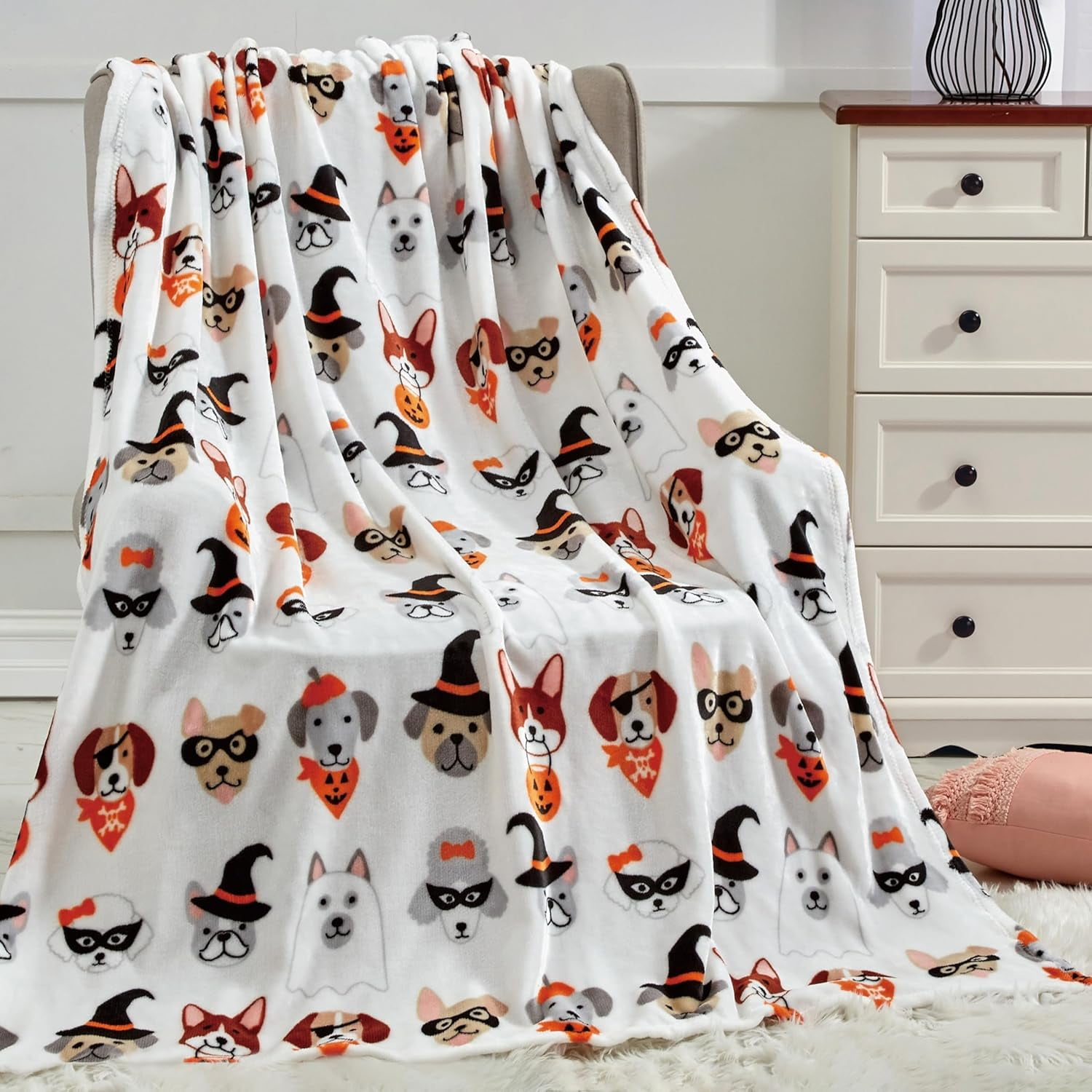 zuhoeo Lightweight Throw Blanket- Halloween Themed, Soft, Cozy and ...